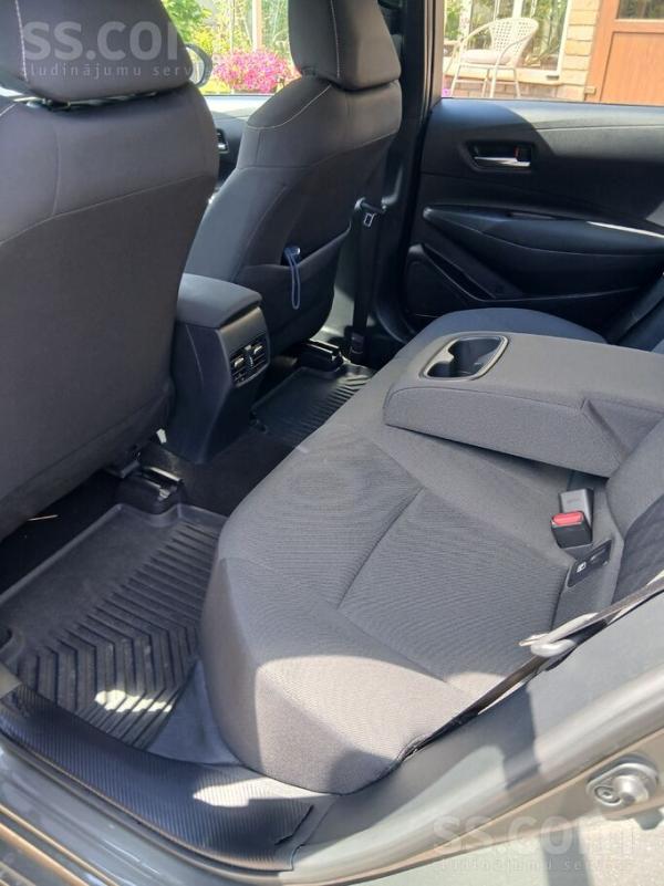 Brown Toyota Corolla 2023 in Valka, with an engine capacity of 1.50 L and mileage of 43 thousand km for 16300 €, photo 7 on AUTOMOTO.COM.LV