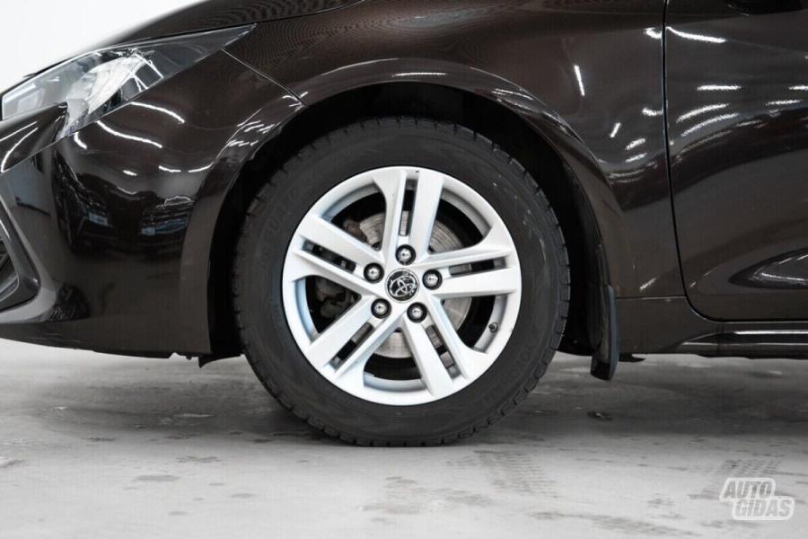 Brūns Toyota Corolla 2019 Viļņa, ar dzinēja tilpumu 1.20 L un nobraukumu 117 tūkst. km par 13200 €, foto 20 vietnē AUTOMOTO.COM.LV