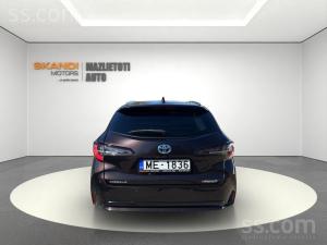Brown Toyota Corolla 2019 in Riga, with an engine capacity of 1.80 L and mileage of 87 thousand km for 15790 €, photo 6 on AUTOMOTO.COM.LV