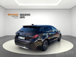 Brown Toyota Corolla 2019 in Riga, with an engine capacity of 1.80 L and mileage of 87 thousand km for 15790 €, photo 7 on AUTOMOTO.COM.LV