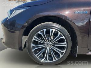 Brown Toyota Corolla 2019 in Riga, with an engine capacity of 1.80 L and mileage of 87 thousand km for 15790 €, photo 20 on AUTOMOTO.COM.LV