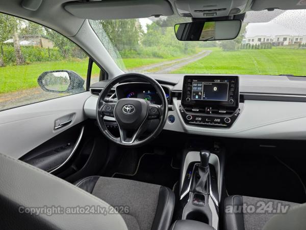 Brown Toyota Corolla 2019 in Tallinn, with an engine capacity of 1.80 L and mileage of 144 thousand km for 17990 €, photo 5 on AUTOMOTO.COM.LV