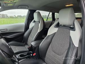 Brown Toyota Corolla 2019 in Tallinn, with an engine capacity of 1.80 L and mileage of 144 thousand km for 17990 €, photo 8 on AUTOMOTO.COM.LV