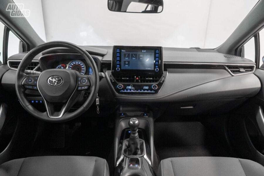 Brown Toyota Corolla 2021 in Vilnius, with an engine capacity of 1.20 L and mileage of 102 thousand km for 13900 €, photo 10 on AUTOMOTO.COM.LV