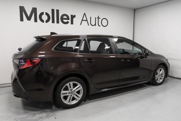 Brūns Toyota Corolla 2021 Viļņa, ar dzinēja tilpumu 1.20 L un nobraukumu 100 tūkst. km par 13900 €, foto 5 vietnē AUTOMOTO.COM.LV