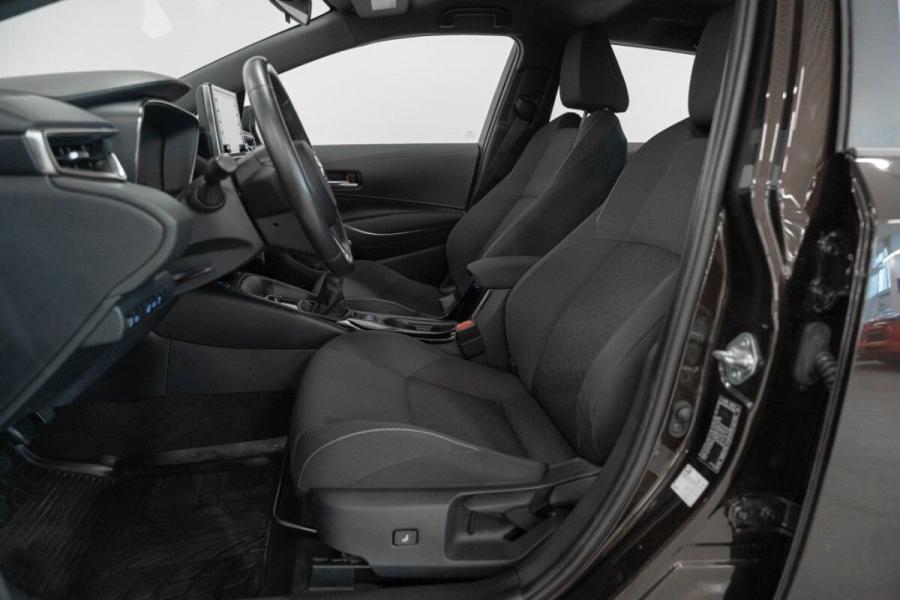 Brūns Toyota Corolla 2021 Viļņa, ar dzinēja tilpumu 1.20 L un nobraukumu 65 tūkst. km par 14900 €, foto 8 vietnē AUTOMOTO.COM.LV