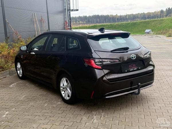 Brown Toyota Corolla 2021 in Vilnius, with an engine capacity of 1.80 L and mileage of 108 thousand km for 16800 €, photo 7 on AUTOMOTO.COM.LV