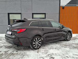 Brown Toyota Corolla 2022 in Vilnius, with an engine capacity of 1.80 L and mileage of 68 thousand km for 20990 €, photo 4 on AUTOMOTO.COM.LV