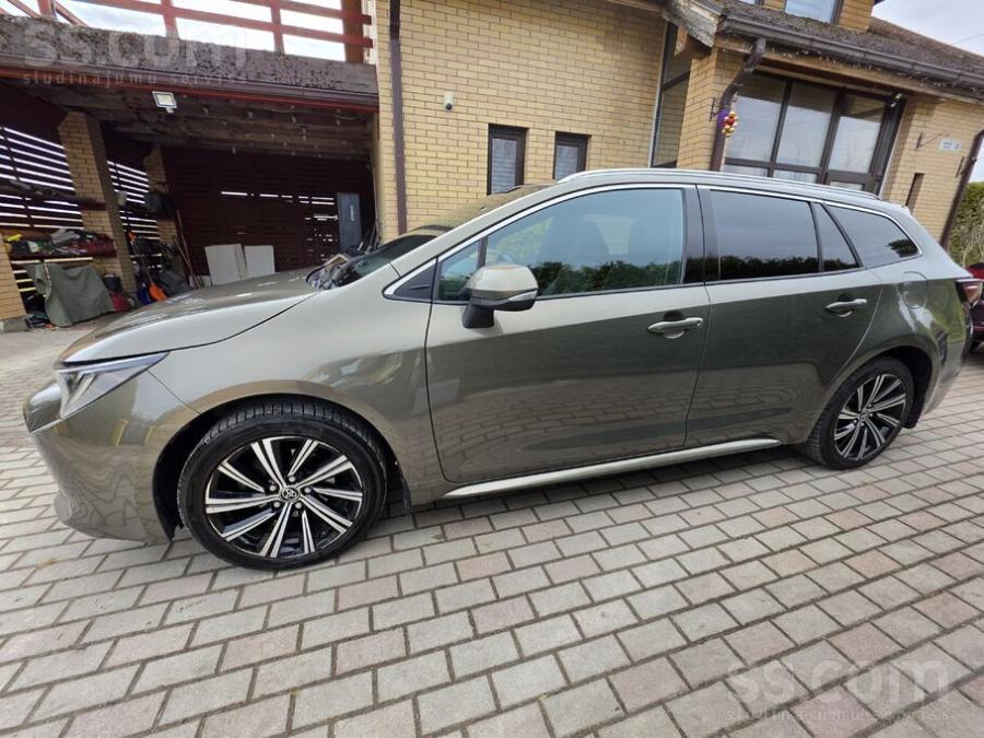 Brūns Toyota Corolla 2022 Rīga, ar dzinēja tilpumu 1.80 L un nobraukumu 138 tūkst. km par 18700 €, foto 4 vietnē AUTOMOTO.COM.LV