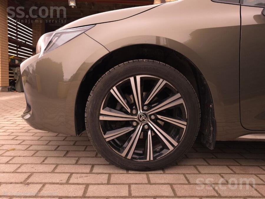 Brūns Toyota Corolla 2022 Rīga, ar dzinēja tilpumu 1.80 L un nobraukumu 138 tūkst. km par 18700 €, foto 8 vietnē AUTOMOTO.COM.LV