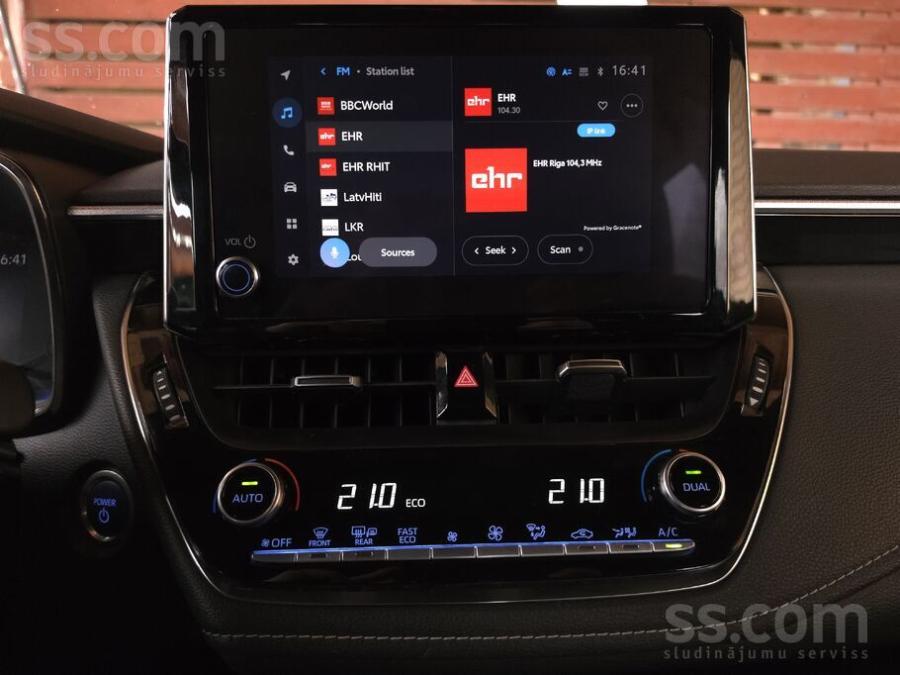 Brūns Toyota Corolla 2022 Rīga, ar dzinēja tilpumu 1.80 L un nobraukumu 138 tūkst. km par 18700 €, foto 12 vietnē AUTOMOTO.COM.LV