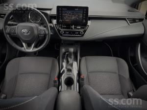 Brown Toyota Corolla 2022 in Riga, with an engine capacity of 1.80 L and mileage of 146 thousand km for 16900 €, photo 10 on AUTOMOTO.COM.LV