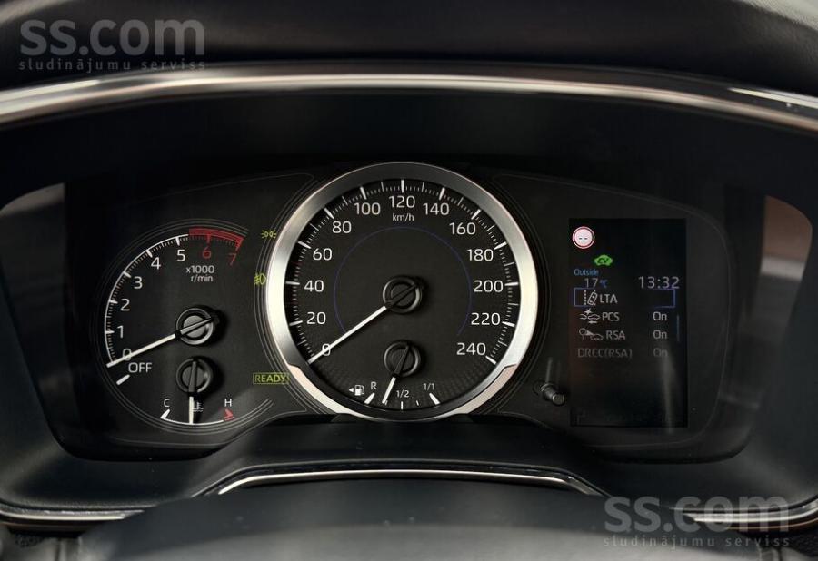 Brown Toyota Corolla 2022 in Riga, with an engine capacity of 1.80 L and mileage of 146 thousand km for 16900 €, photo 26 on AUTOMOTO.COM.LV