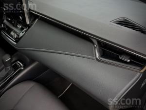 Brown Toyota Corolla 2022 in Riga, with an engine capacity of 1.80 L and mileage of 146 thousand km for 16900 €, photo 28 on AUTOMOTO.COM.LV