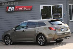 Brown Toyota Corolla 2022 in Tukums, with an engine capacity of 1.80 L and mileage of 179 thousand km for 17300 €, photo 7 on AUTOMOTO.COM.LV