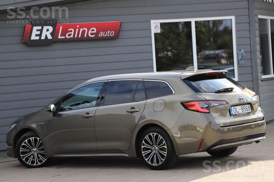 Brown Toyota Corolla 2022 in Tukums, with an engine capacity of 1.80 L and mileage of 179 thousand km for 17300 €, photo 7 on AUTOMOTO.COM.LV