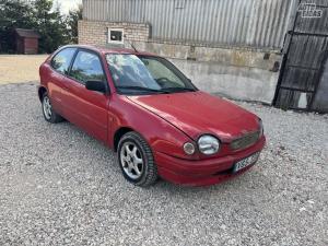 Toyota Corolla 1999 in Vilnius, with an engine capacity of 1.30 L and mileage of 223 thousand km for 480 €, photo 3 on AUTOMOTO.COM.LV