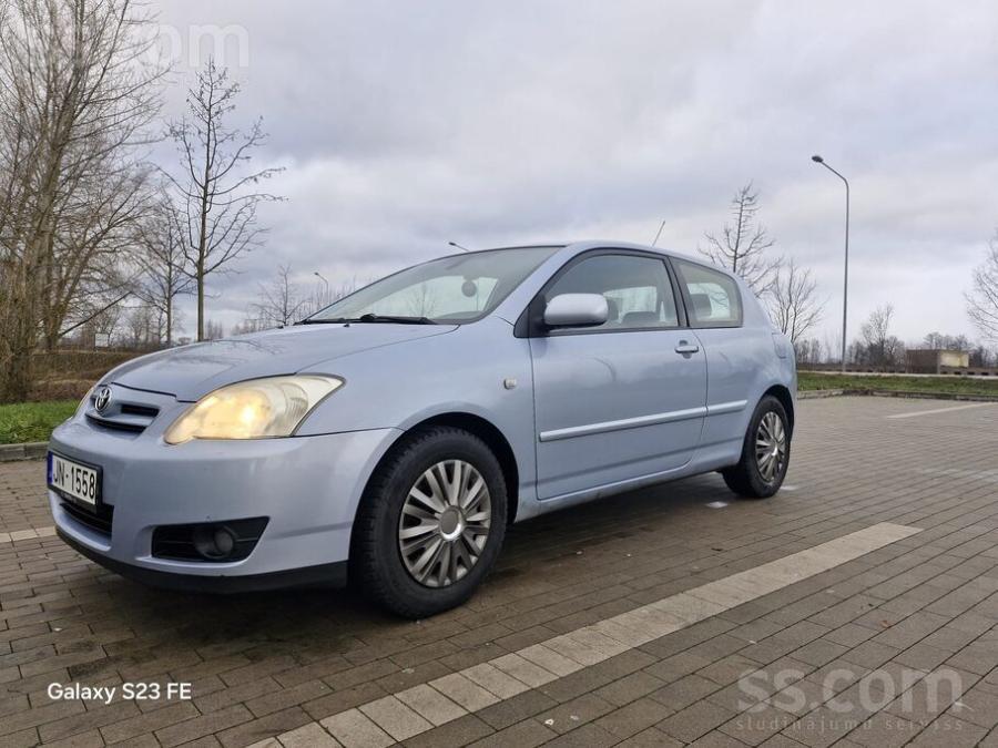Toyota Corolla 2005 Daugavpils, ar dzinēja tilpumu 1.40 L un nobraukumu 220 tūkst. km par 2400 €, foto 2 vietnē AUTOMOTO.COM.LV