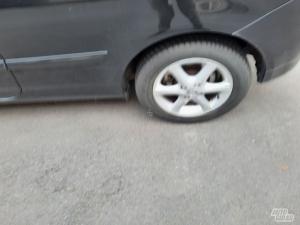 Toyota Corolla 2006 in Vilnius, with an engine capacity of 2.00 L and mileage of 207 thousand km for 1490 €, photo 6 on AUTOMOTO.COM.LV