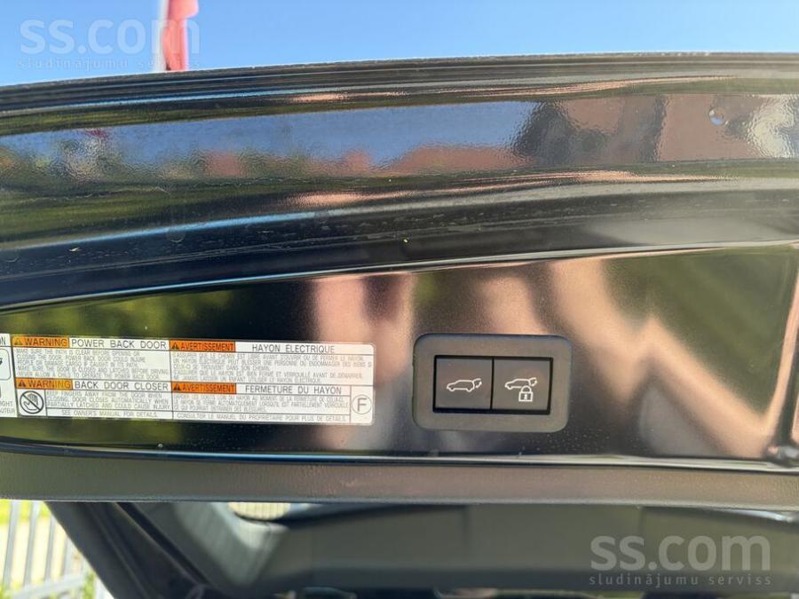 Melns Toyota Corolla Cross 2023 Rīga, ar dzinēja tilpumu 2.00 L un nobraukumu 31 tūkst. km par 28900 €, foto 18 vietnē AUTOMOTO.COM.LV