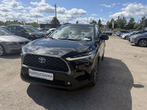 Черный Тойота Corolla Cross 2023 в Паневежис, объемом двигателя 1.99 л и пробегом 135 тыс. км за 26500 €, фото  на AUTOMOTO.COM.LV