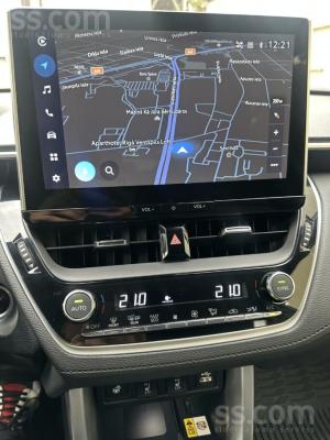 Melns Toyota Corolla Cross 2023 Rīga, ar dzinēja tilpumu 2.00 L un nobraukumu 61 tūkst. km par 31000 €, foto 8 vietnē AUTOMOTO.COM.LV