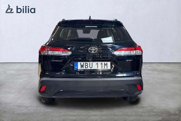 Melns Toyota Corolla Cross 2024 Kauņa, ar dzinēja tilpumu 0.00 L un nobraukumu 24 tūkst. km par 35203 €, foto 5 vietnē AUTOMOTO.COM.LV