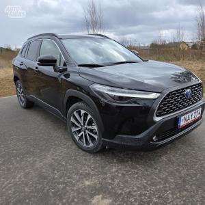 Melns Toyota Corolla Cross 2024 Viļņa, ar dzinēja tilpumu 1.80 L un nobraukumu 47 tūkst. km par 33000 €, foto 10 vietnē AUTOMOTO.COM.LV