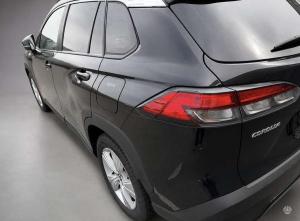Черный Тойота Corolla Cross 2024 в Клайпеда, объемом двигателя 1.99 л и пробегом 61 тыс. км за 30500 €, фото 6 на AUTOMOTO.COM.LV