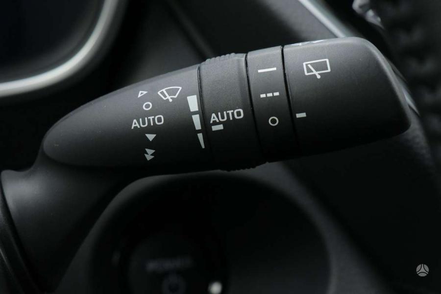 Melns Toyota Corolla Cross 2025 Viļņa, ar dzinēja tilpumu 1.80 L un nobraukumu 31 tūkst. km par 32700 €, foto 29 vietnē AUTOMOTO.COM.LV