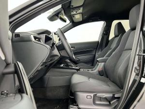 Черный Тойота Corolla Cross 2025 в Вильнюс, объемом двигателя 1.80 л и пробегом 10 тыс. км за 33900 €, фото 12 на AUTOMOTO.COM.LV