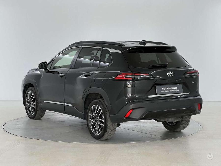 Черный Тойота Corolla Cross 2025 в Вильнюс, объемом двигателя 1.80 л и пробегом 10 тыс. км за 33900 €, фото 18 на AUTOMOTO.COM.LV
