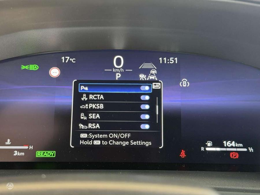 Melns Toyota Corolla Cross 2026 Panevēža, ar dzinēja tilpumu 1.80 L un nobraukumu 0 tūkst. km par 33490 €, foto 24 vietnē AUTOMOTO.COM.LV