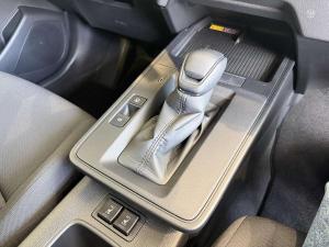 Melns Toyota Corolla Cross 2026 Panevēža, ar dzinēja tilpumu 1.80 L un nobraukumu 0 tūkst. km par 33490 €, foto 29 vietnē AUTOMOTO.COM.LV