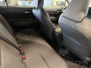 Black Toyota Corolla Cross 2026 in Jekabpils, with an engine capacity of 1.80 L and mileage of 25 thousand km for 32900 €, photo 12 on AUTOMOTO.COM.LV