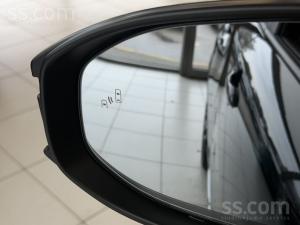 Black Toyota Corolla Cross 2026 in Riga, with an engine capacity of 1.80 L and mileage of 25 thousand km for 31500 €, photo 8 on AUTOMOTO.COM.LV