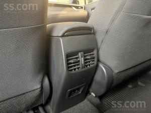 Black Toyota Corolla Cross 2026 in Riga, with an engine capacity of 1.80 L and mileage of 25 thousand km for 31500 €, photo 14 on AUTOMOTO.COM.LV