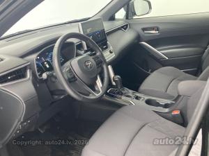 Черный Тойота Corolla Cross 2022 в Таллин, объемом двигателя 1.99 л и пробегом 40 тыс. км за 29495 €, фото 13 на AUTOMOTO.COM.LV