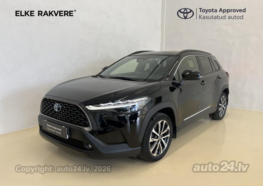 Черный Тойота Corolla Cross 2023 в Раквере, объемом двигателя 1.99 л и пробегом 44 тыс. км за 30990 €, фото 1 на AUTOMOTO.COM.LV