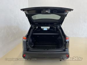 Черный Тойота Corolla Cross 2023 в Раквере, объемом двигателя 1.99 л и пробегом 44 тыс. км за 30990 €, фото 16 на AUTOMOTO.COM.LV