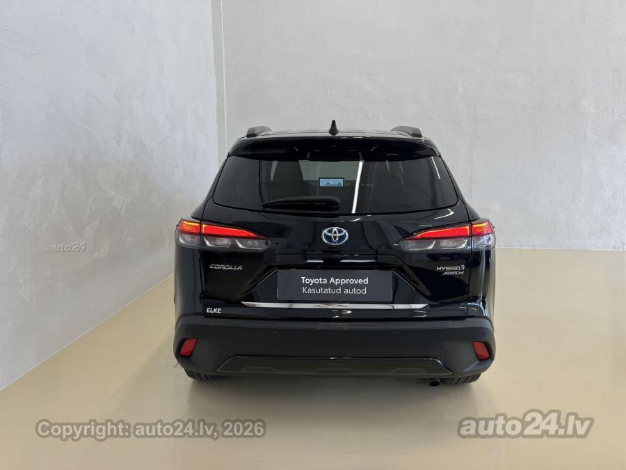 Черный Тойота Corolla Cross 2023 в Раквере, объемом двигателя 1.99 л и пробегом 44 тыс. км за 30990 €, фото 17 на AUTOMOTO.COM.LV