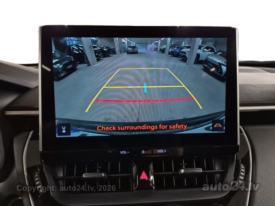 Черный Тойота Corolla Cross 2023 в Таллин, объемом двигателя 1.80 л и пробегом 40 тыс. км за 29490 €, фото 15 на AUTOMOTO.COM.LV