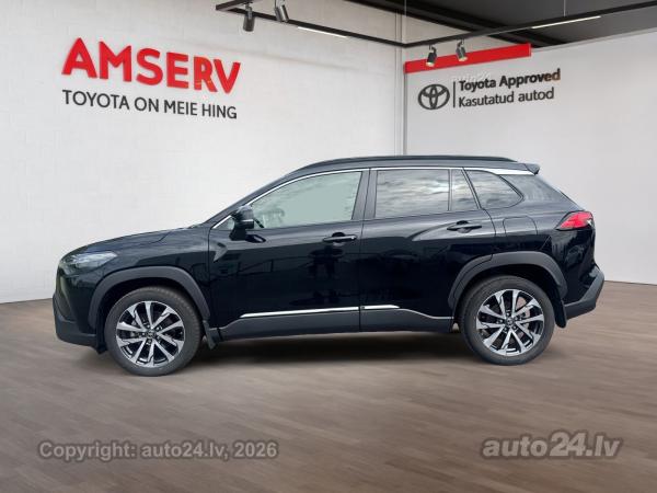 Melns Toyota Corolla Cross 2024 Paide, ar dzinēja tilpumu 1.80 L un nobraukumu 61 tūkst. km par 30990 €, foto 3 vietnē AUTOMOTO.COM.LV