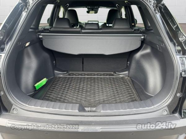 Melns Toyota Corolla Cross 2024 Paide, ar dzinēja tilpumu 1.80 L un nobraukumu 61 tūkst. km par 30990 €, foto 10 vietnē AUTOMOTO.COM.LV