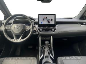 Черный Тойота Corolla Cross 2024 в Пайде, объемом двигателя 1.80 л и пробегом 61 тыс. км за 30990 €, фото 9 на AUTOMOTO.COM.LV