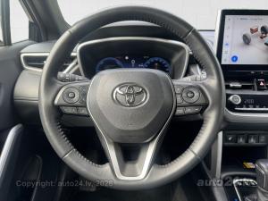 Черный Тойота Corolla Cross 2024 в Пайде, объемом двигателя 1.80 л и пробегом 61 тыс. км за 30990 €, фото 13 на AUTOMOTO.COM.LV