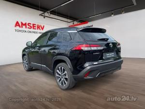 Черный Тойота Corolla Cross 2024 в Пайде, объемом двигателя 1.80 л и пробегом 61 тыс. км за 30990 €, фото 18 на AUTOMOTO.COM.LV