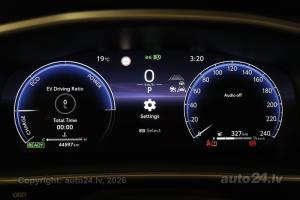 Black Toyota Corolla Cross 2024 in Tallinn, with an engine capacity of 1.99 L and mileage of 45 thousand km for 34900 €, photo 14 on AUTOMOTO.COM.LV