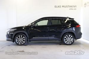 Melns Toyota Corolla Cross 2024 Tallina, ar dzinēja tilpumu 1.99 L un nobraukumu 56 tūkst. km par 33700 €, foto 4 vietnē AUTOMOTO.COM.LV