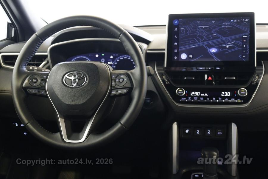 Melns Toyota Corolla Cross 2024 Tallina, ar dzinēja tilpumu 1.99 L un nobraukumu 56 tūkst. km par 33700 €, foto 10 vietnē AUTOMOTO.COM.LV